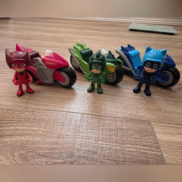 Disney | Toys | Disney Pj Masks Kickback Motorcycles Pullbackandgo ...